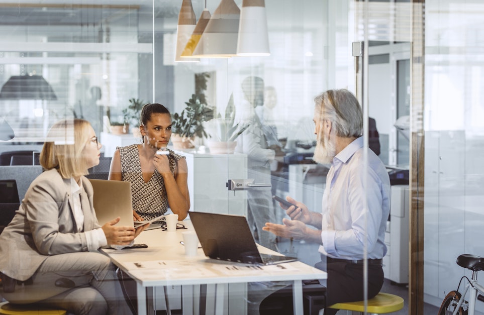 How to Make Executive Decisions - big-bet choices for CEOs