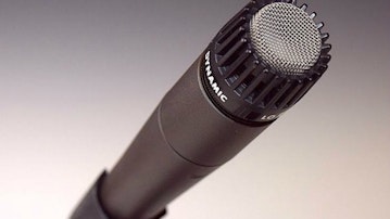 Making a Phone Call - Communicating Confidently and Professionally Over ...