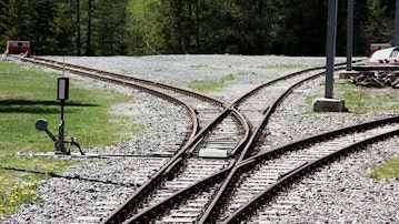 10 Common Decision-Making Mistakes - Avoiding the Pitfalls